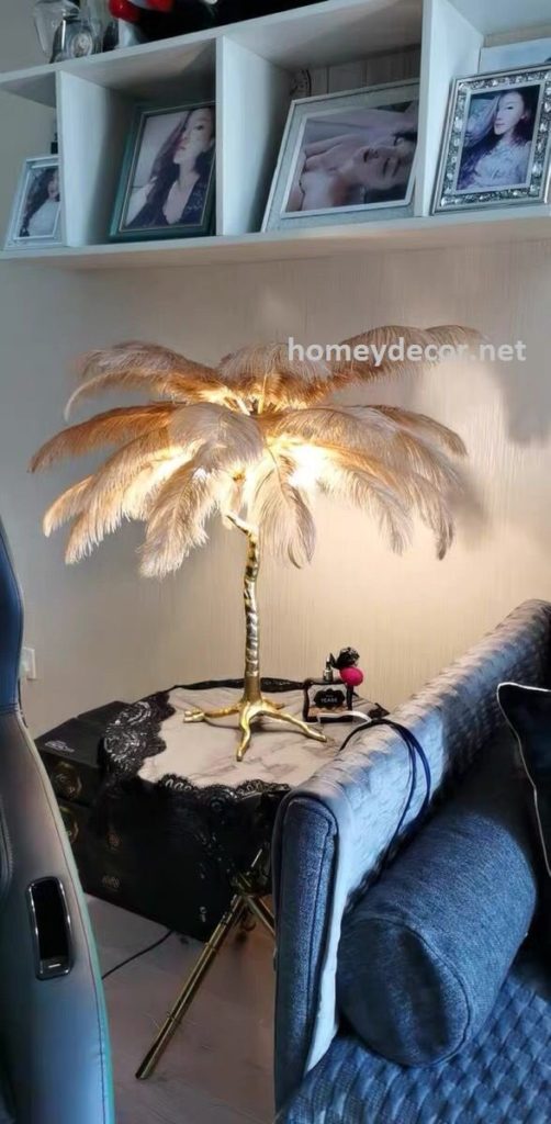 Ostrich Feather Table Lamp LED